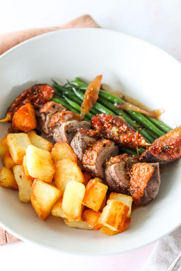 Seared Duck Breast with Figs - Magret de Canard Aux Figues - Chilli & Life