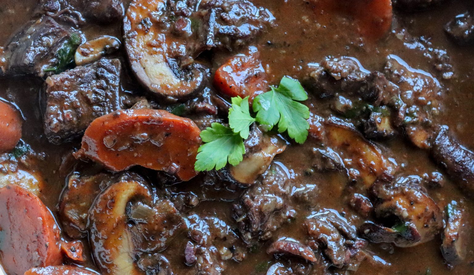 French Beef Bourguignon – Rich & Meaty Winter Warmer - Chilli & Life